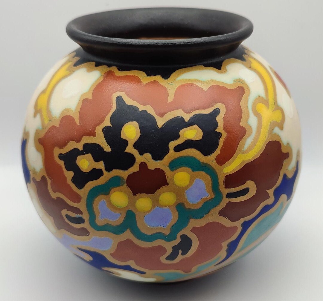 Vintage 1930s Gouda Regina Art Pottery Vase, Hand-painted South Holland ...