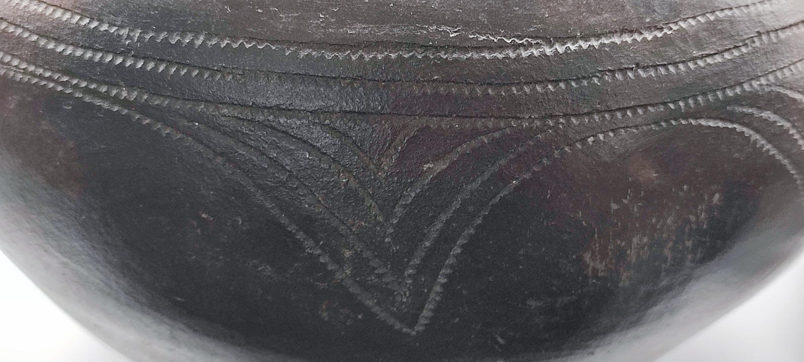 Vintage Zulu Beer Pot Ukhamba | Large Early-mid 20th Century Clay ...