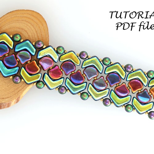 Crescent and Pip Beads Bracelet Tutorial Water Lilies - Etsy Israel