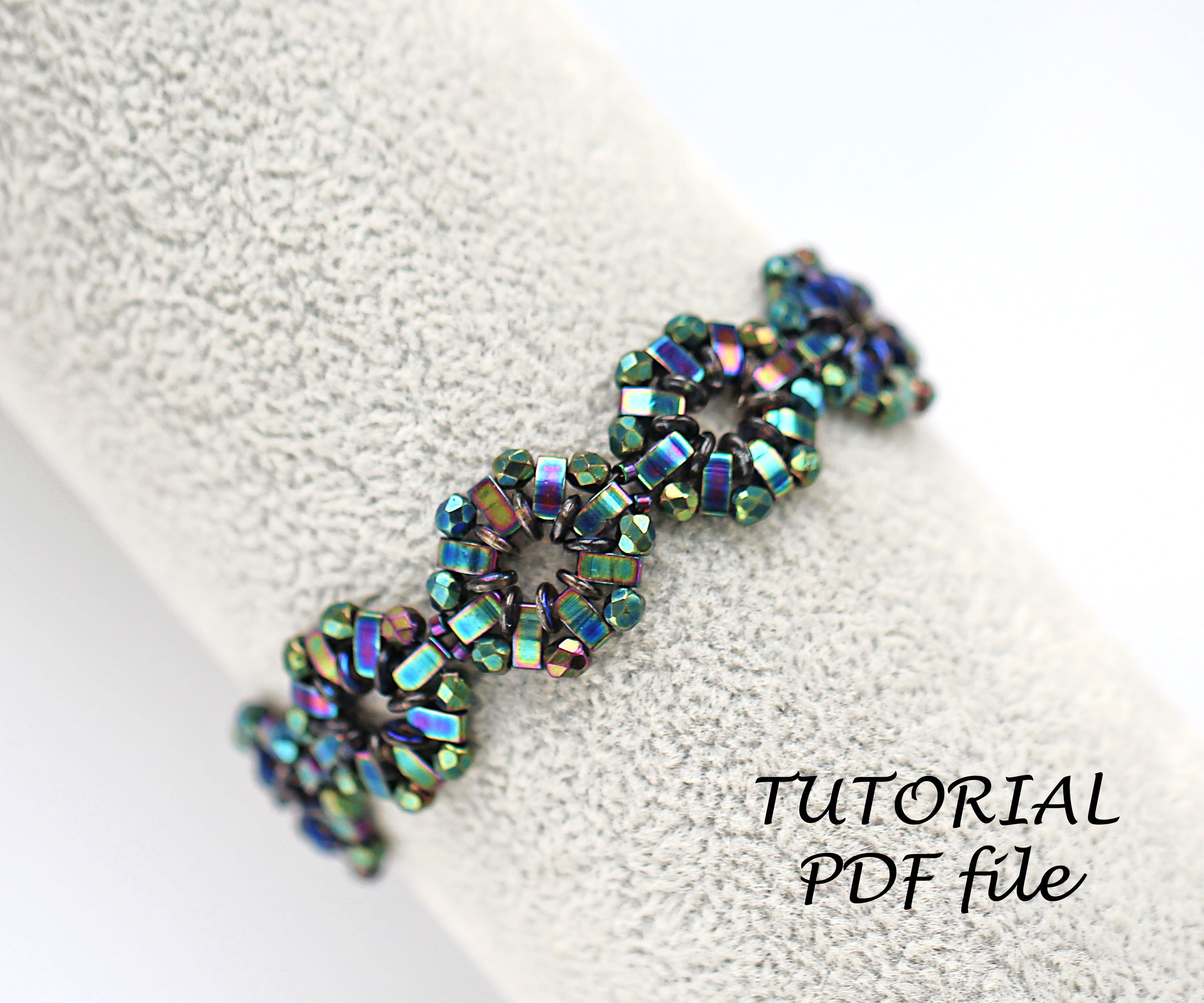 Beaded bracelet tutorial Half Tila bead pattern Bracelet | Etsy