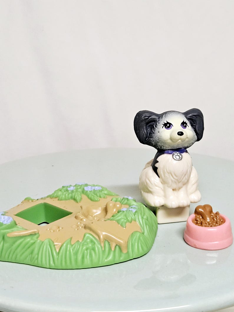Vintage Littlest Pet Shop Lil' Paw Prints Puppy With Stamper 1992 by ...