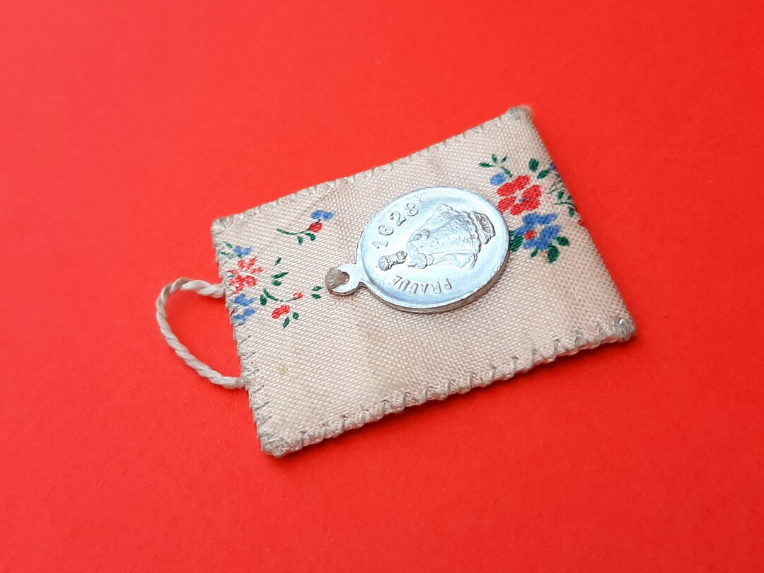 Vintage Religious Catholic Aluminum Medal Pendant of Infant Jesus of ...