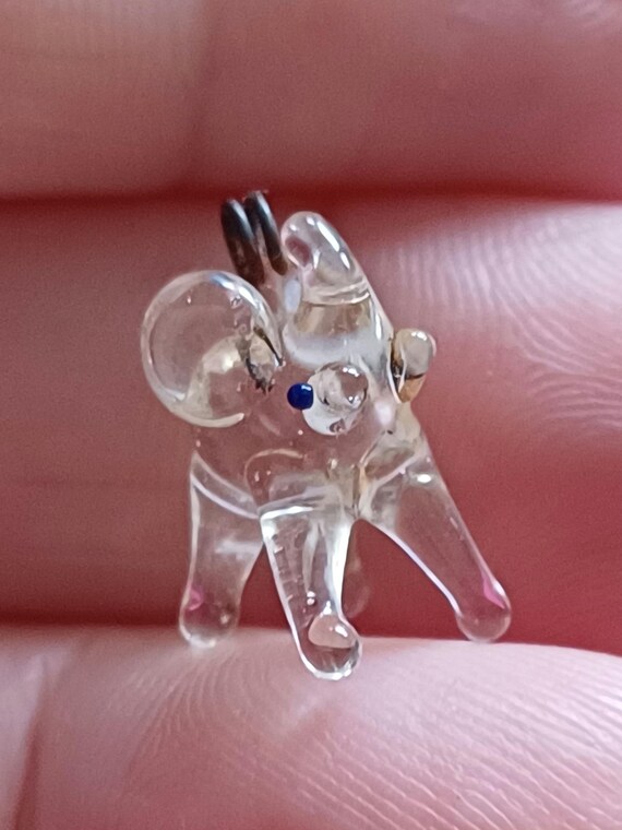 Vintage Italian very tiny glass elephant charm, mini … - Gem