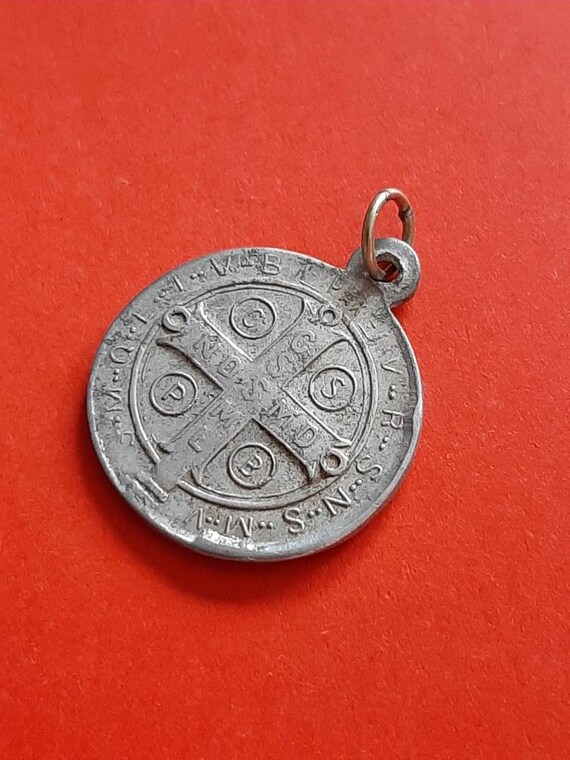 Antique religious Catholic aluminum medal Saint Bened… - Gem