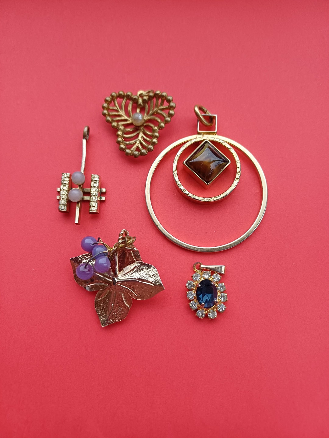 Group of 5 Vintage Mixed Vintage Charms, Mix Vintage Pendant Charms ...