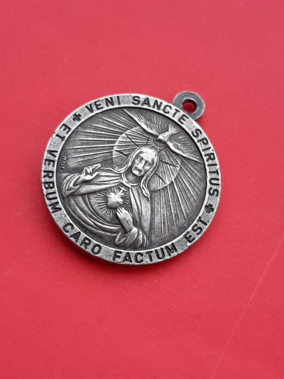 Vintage Italian religious signed medal pendant Jansse… - Gem