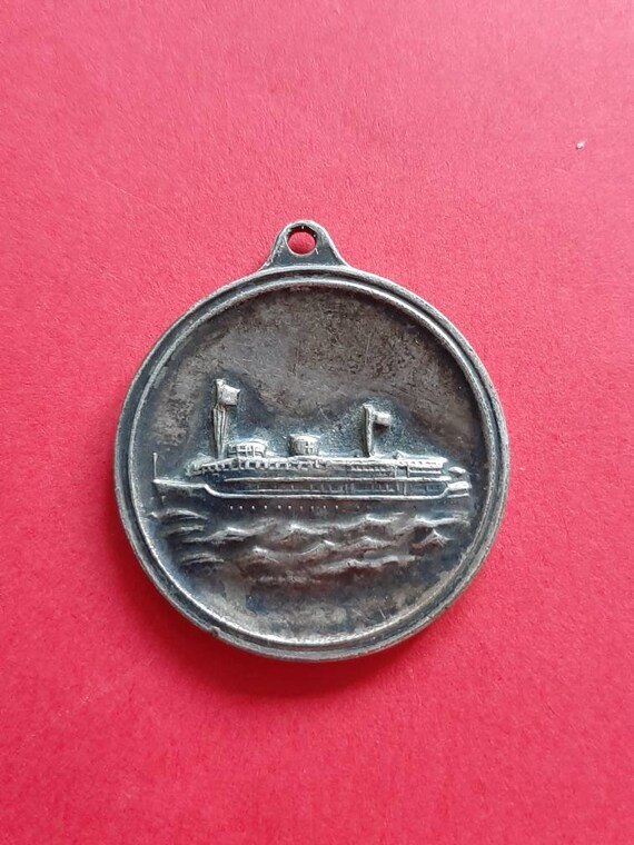 Vintage Dutch medal pendant of the Red Cross, Red Cro… - Gem