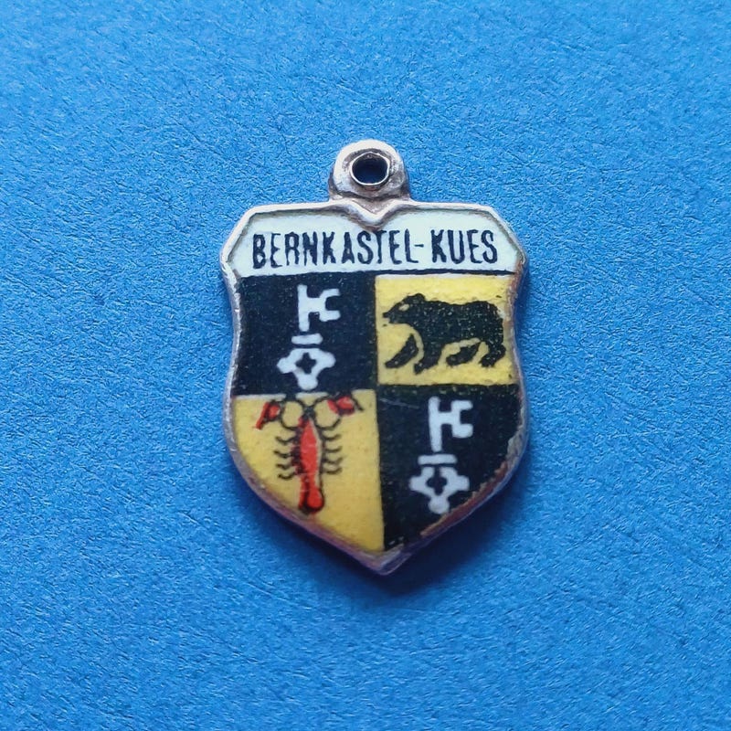 ChezjackieTreasures - Etsy