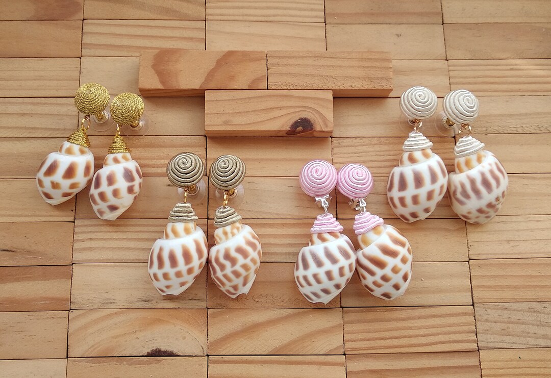 Small Pink White Shell Bon Bons Clip on Earrings, Ivory Beige Gold Les ...