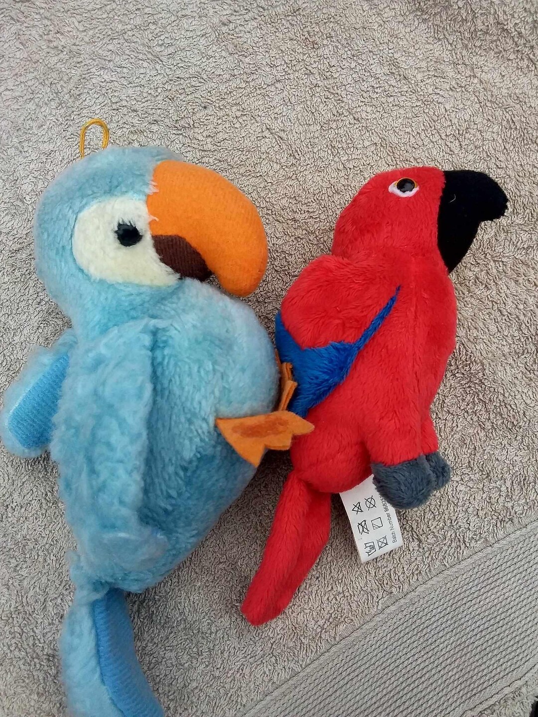 2 Plush Parrots/blue/red/80s/90s/c9 - Etsy