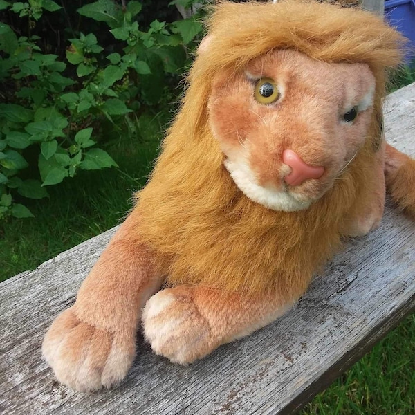 Toy Lion - Etsy