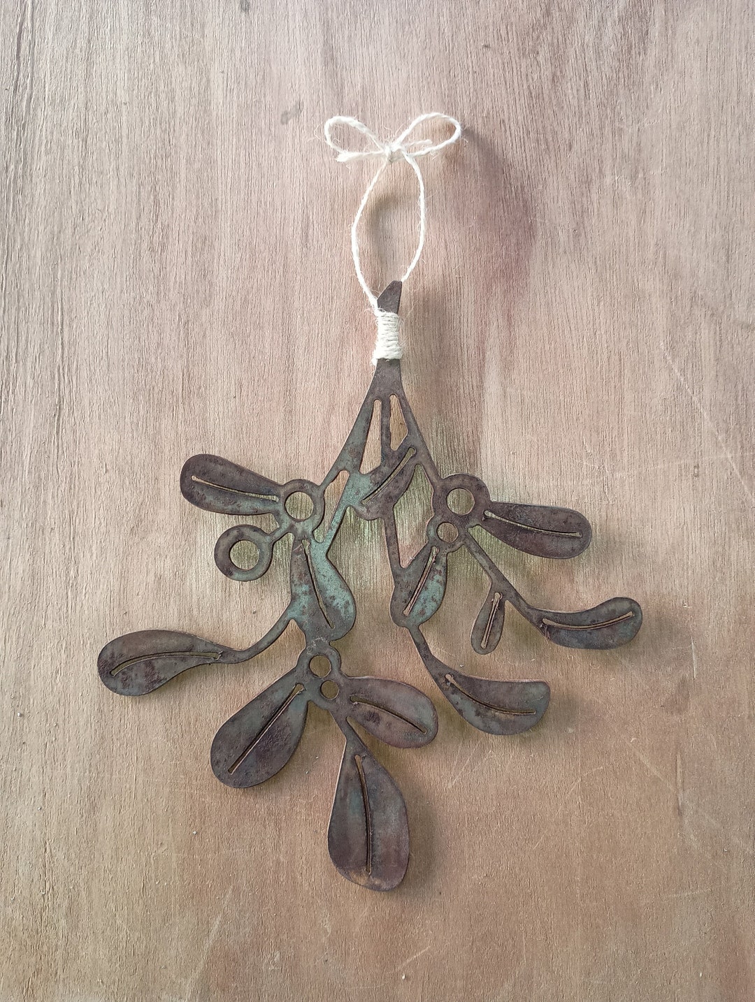 Metal Christmas Mistletoe 8 Inch Tall Rusty Ornament Art - Etsy