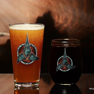 Star Trek Klingon Bar Set – His & Hers Glasses With Plqad Quotes - Etsy