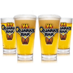 Star Trek Deep Space Nine Quark's Bar Pint Glass: Special Edition ...