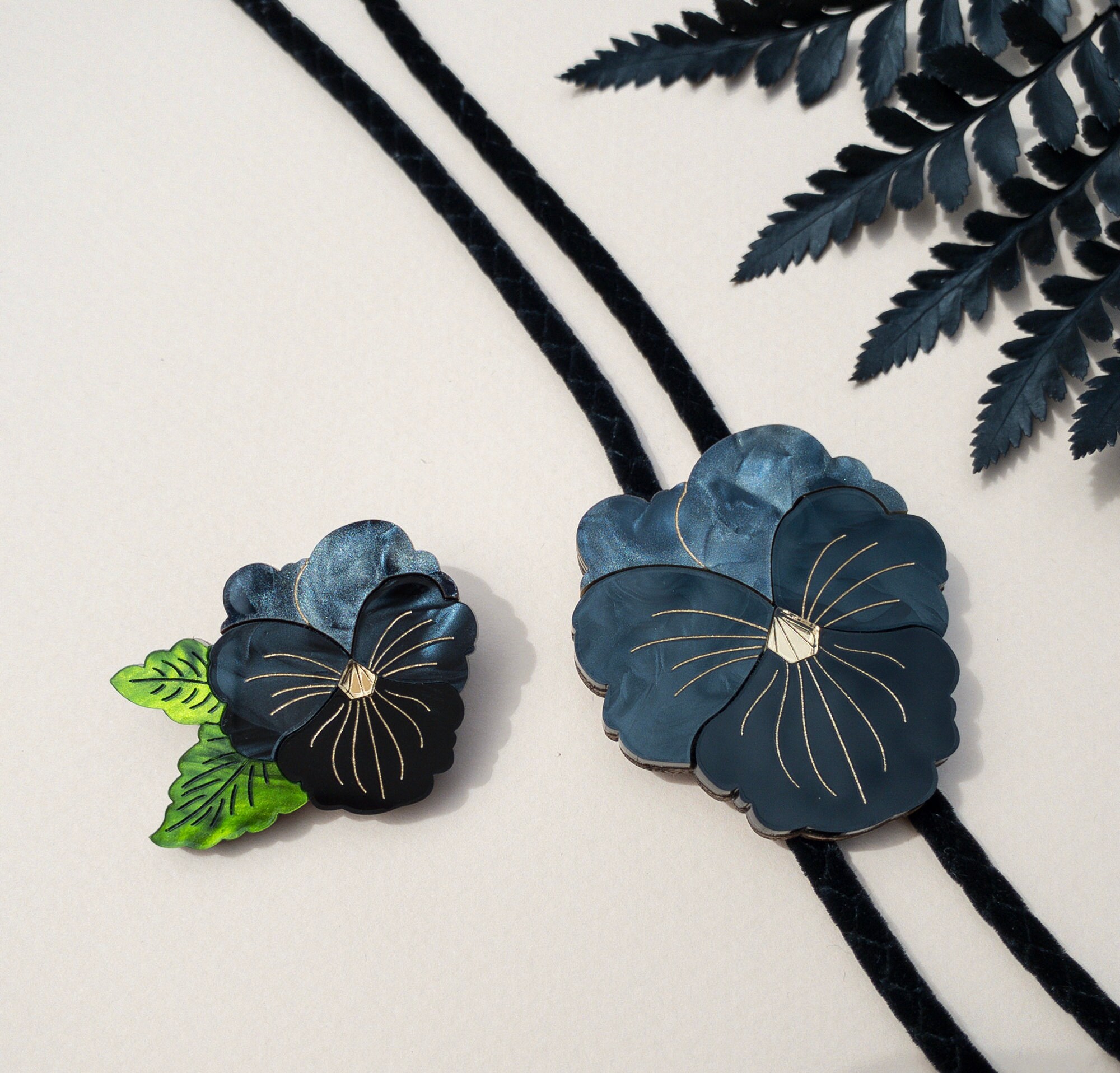 Lush Pansy Bolo Tie Plant & Botanical Adjustable Necklaces | Etsy