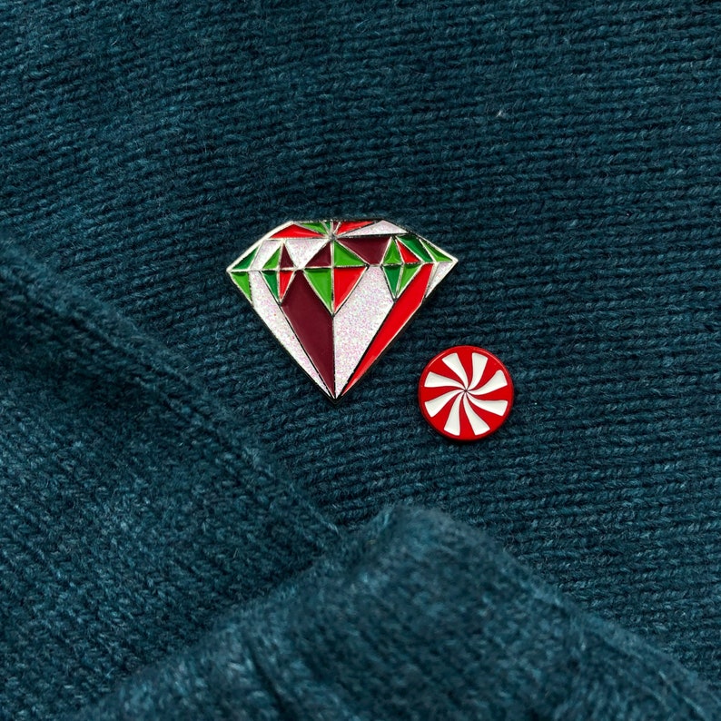 Holiday Mini Pins – Christmas Cutie Pins: a Tree, Candy Cane, Snowman ...