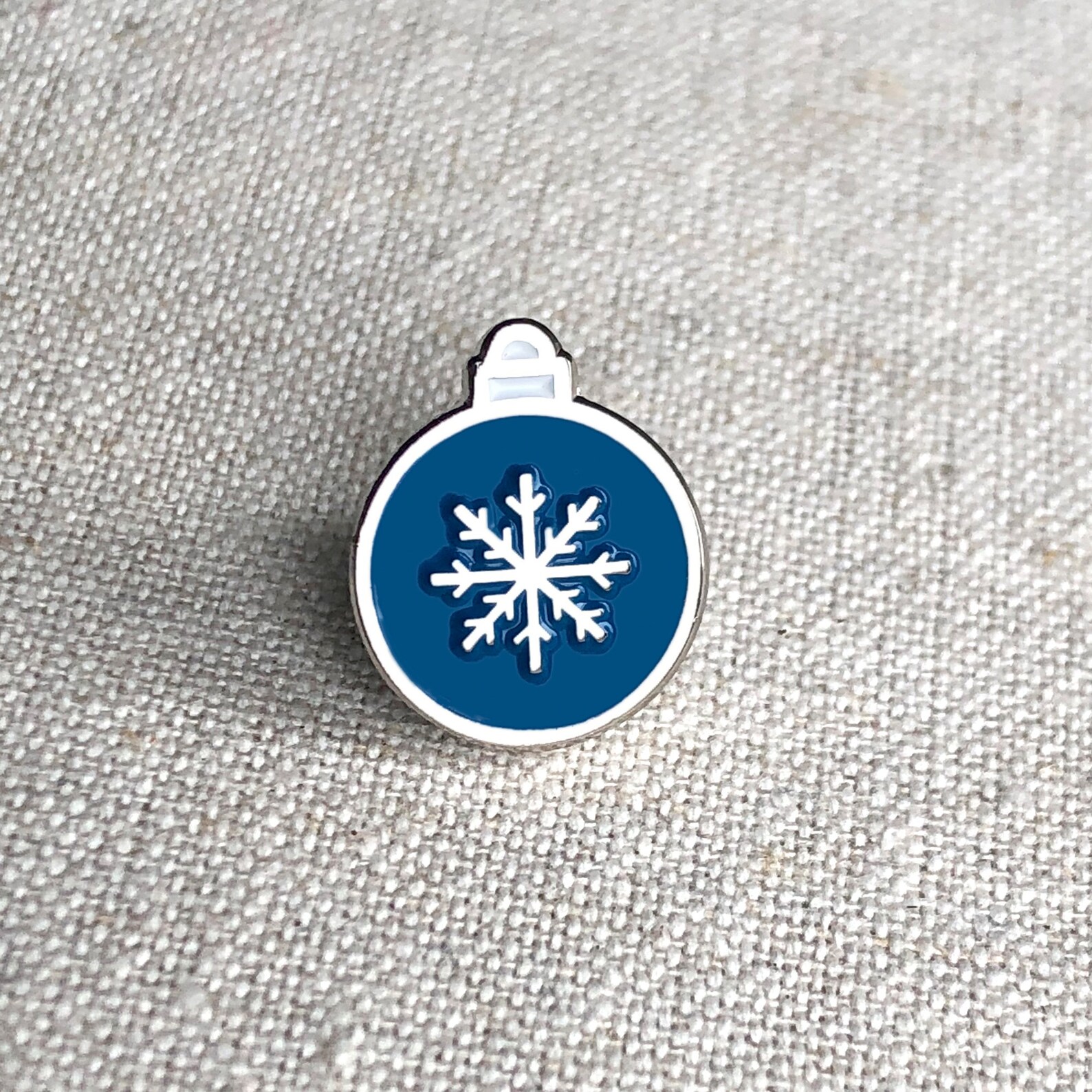 Holiday Mini Pins – Christmas Cutie Pins: a Tree, Candy Cane, Snowman ...