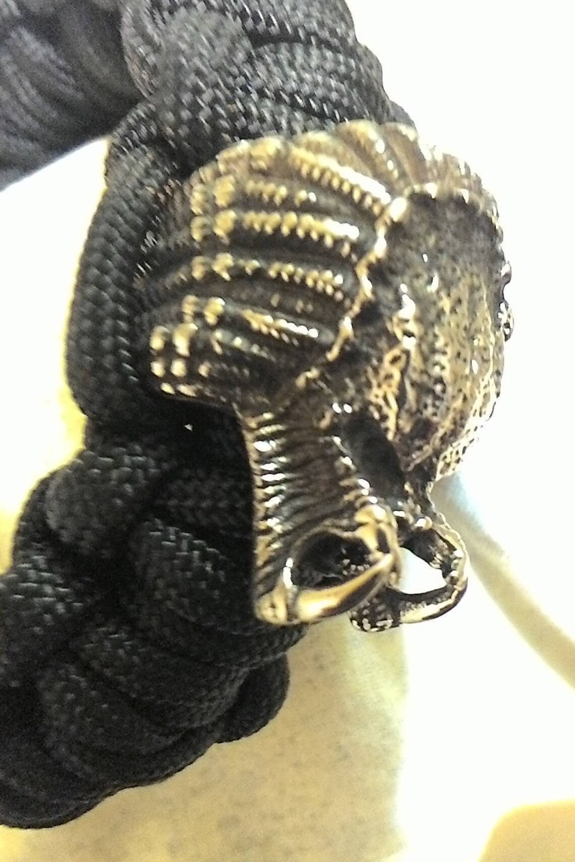 The Predator / Yautja Clan Paracord Bracelet / the Predator Bracelet - Etsy