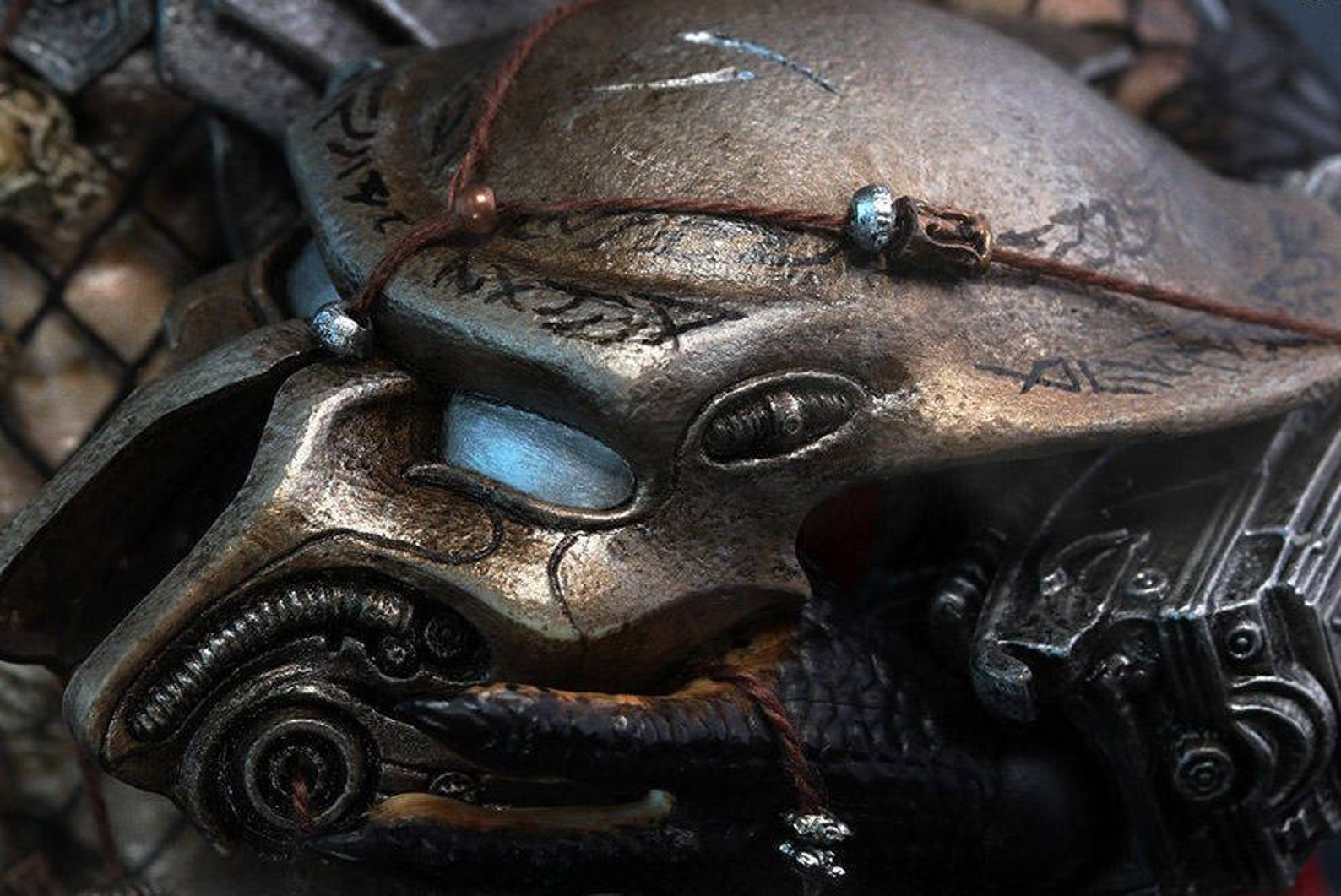 The Predator / Elder Predator Mask Paracord Bracelet / the - Etsy