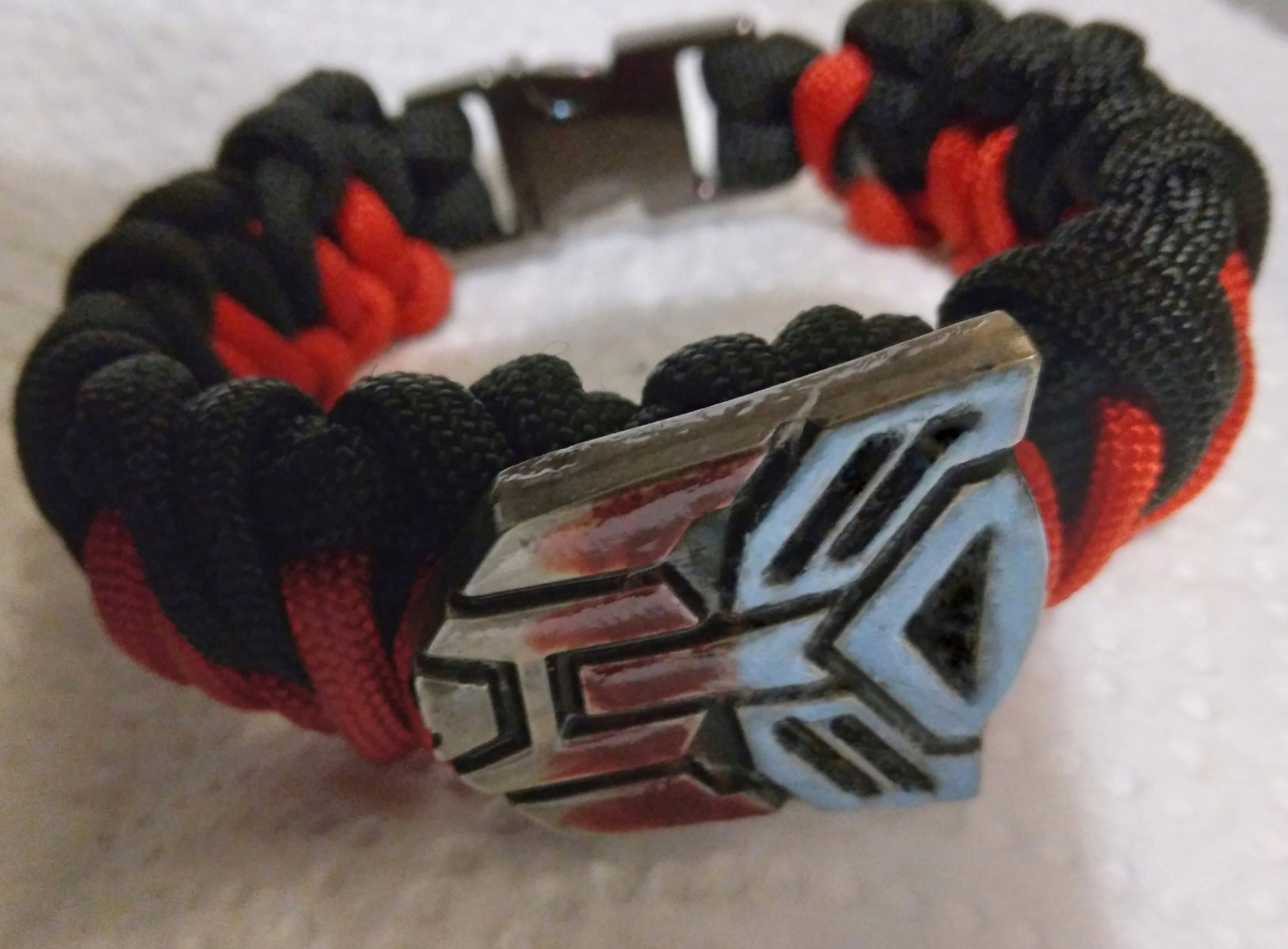 Transformers Autbot Logo Paracord Bracelet / Battle Damaged ...