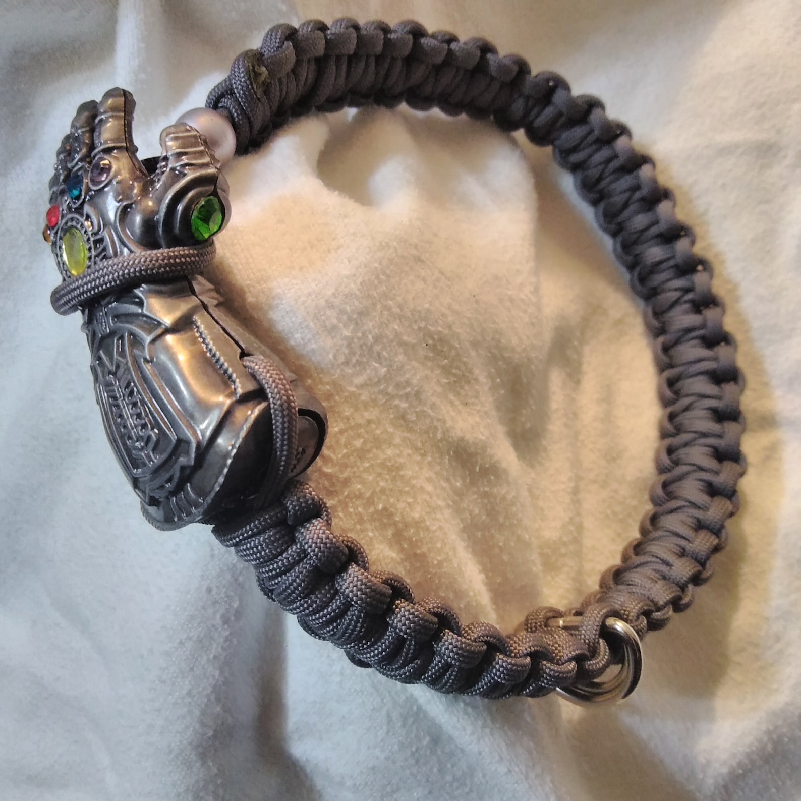Infinity Gauntlet / Dog Collar / Silver Thanos Paracord Dog Collar ...
