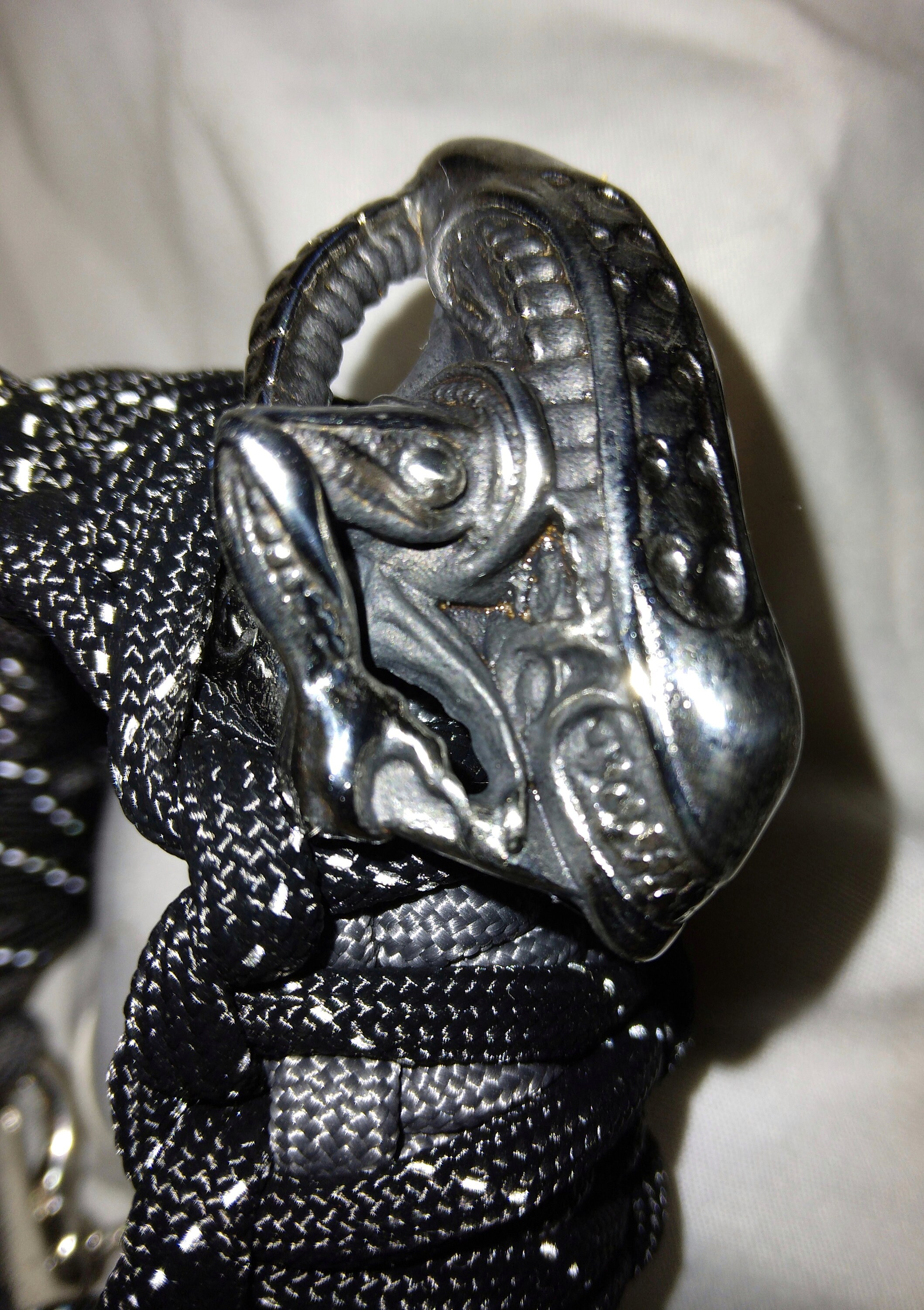 Alien Xenomorph / 1986 Xenomorph Alien Bracelet / Alien's Paracord ...