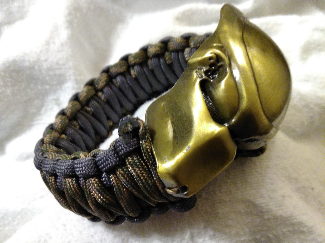 The Predator / Jungle Hunter Golden Mask Paracord Bracelet / the ...