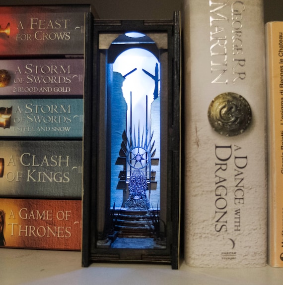 The Throne Room Diorama - Etsy