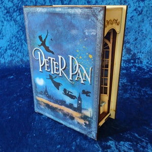 Peter Pan Diorama Bookshelf Insert NEW! - Etsy