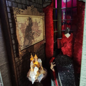 Dracula Diorama Bookshelf Insert - Etsy