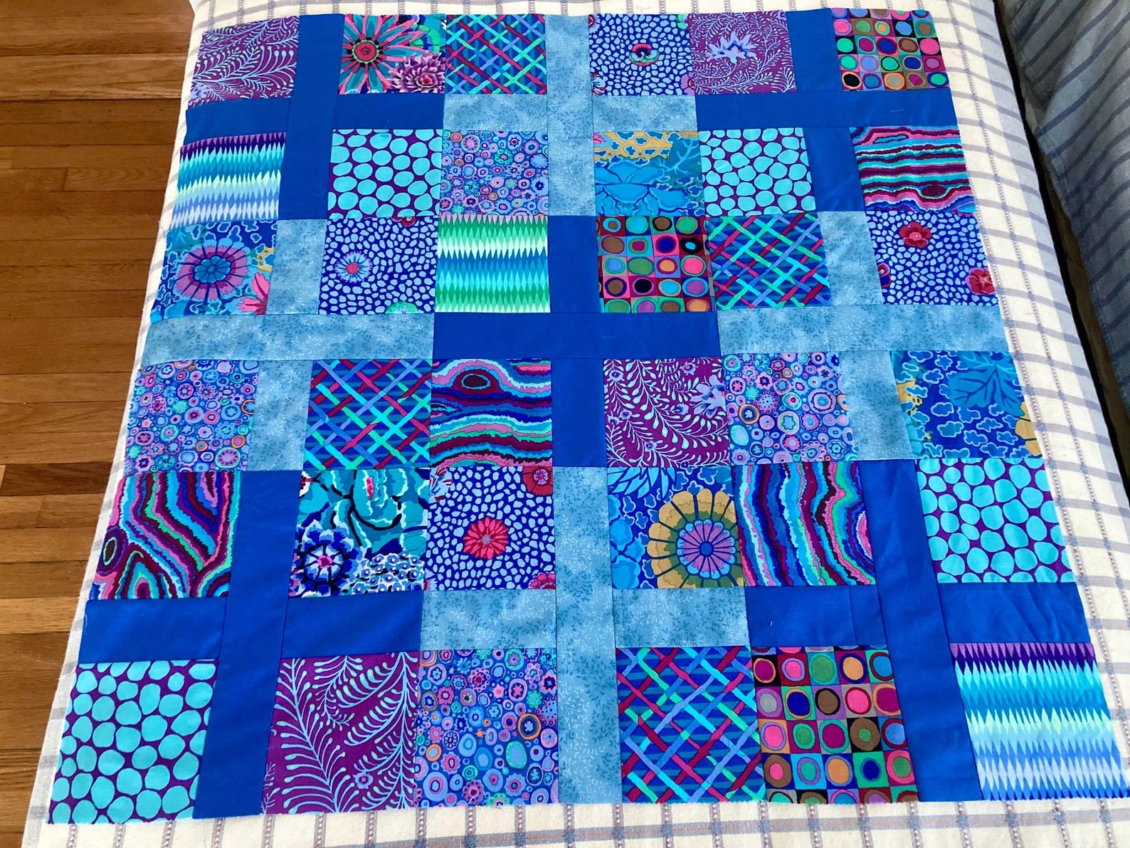PDF Baby / Cot Quilt Pattern ... Quick and Easy ... Charm Pack & Jelly ...