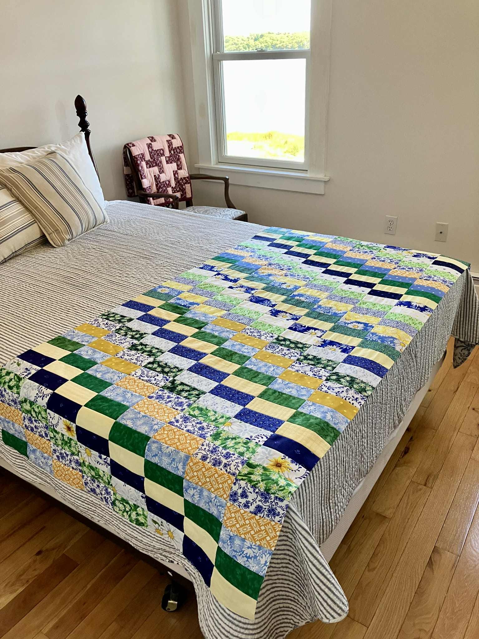 PDF Bed Runner / Throw Quilt Pattern ... Quick and Easy ... Jelly Roll ...