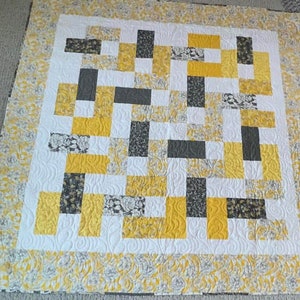 PDF Lap Quilt Pattern ... Quick and Easy ... Layer Cake Friendly ...'NO ...