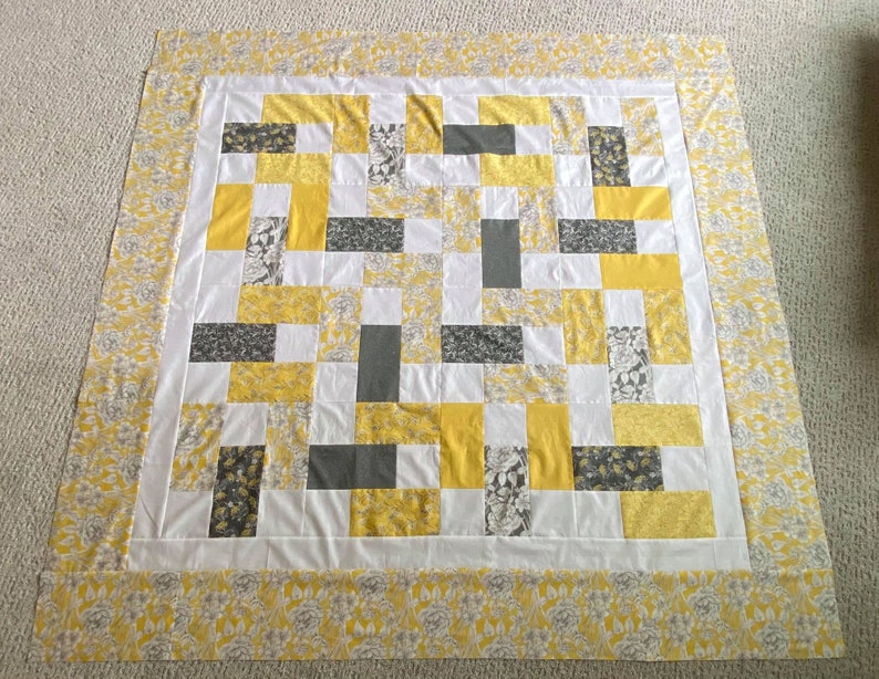 PDF Lap Quilt Pattern ... Quick and Easy ... Layer Cake Friendly ...'NO ...