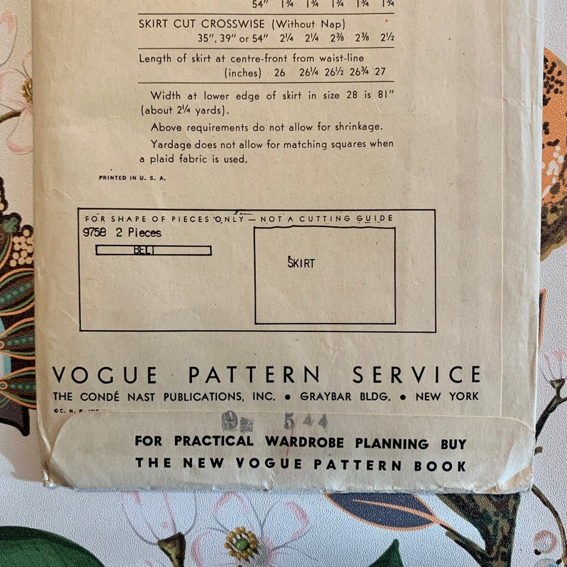 Vogue Sewing Pattern No 9758 / Skirt Pattern / 1940s / Rare / Waist 24 ...