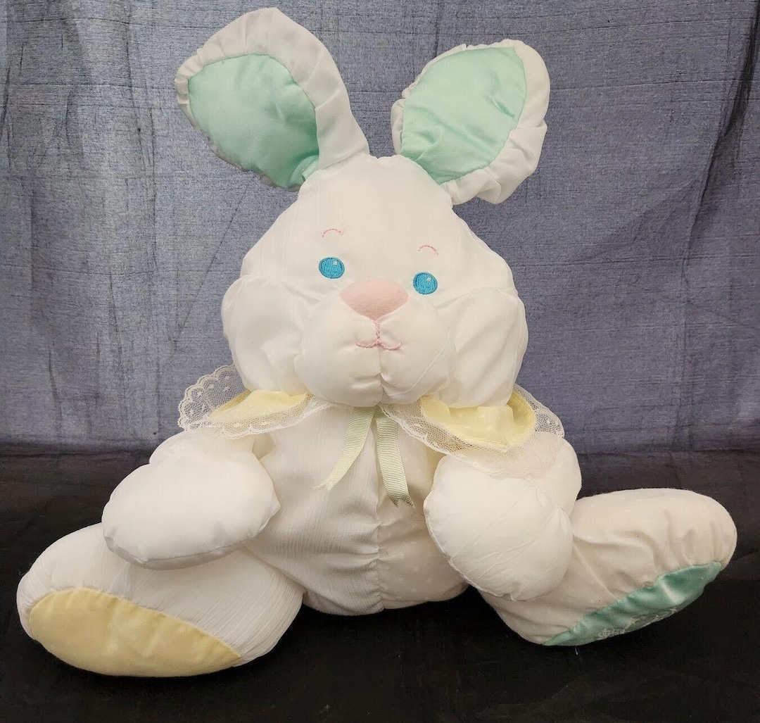 VTG Fisher Price Puffalump Bunny Rabbit Rattle 1988 White Yellow Easter ...