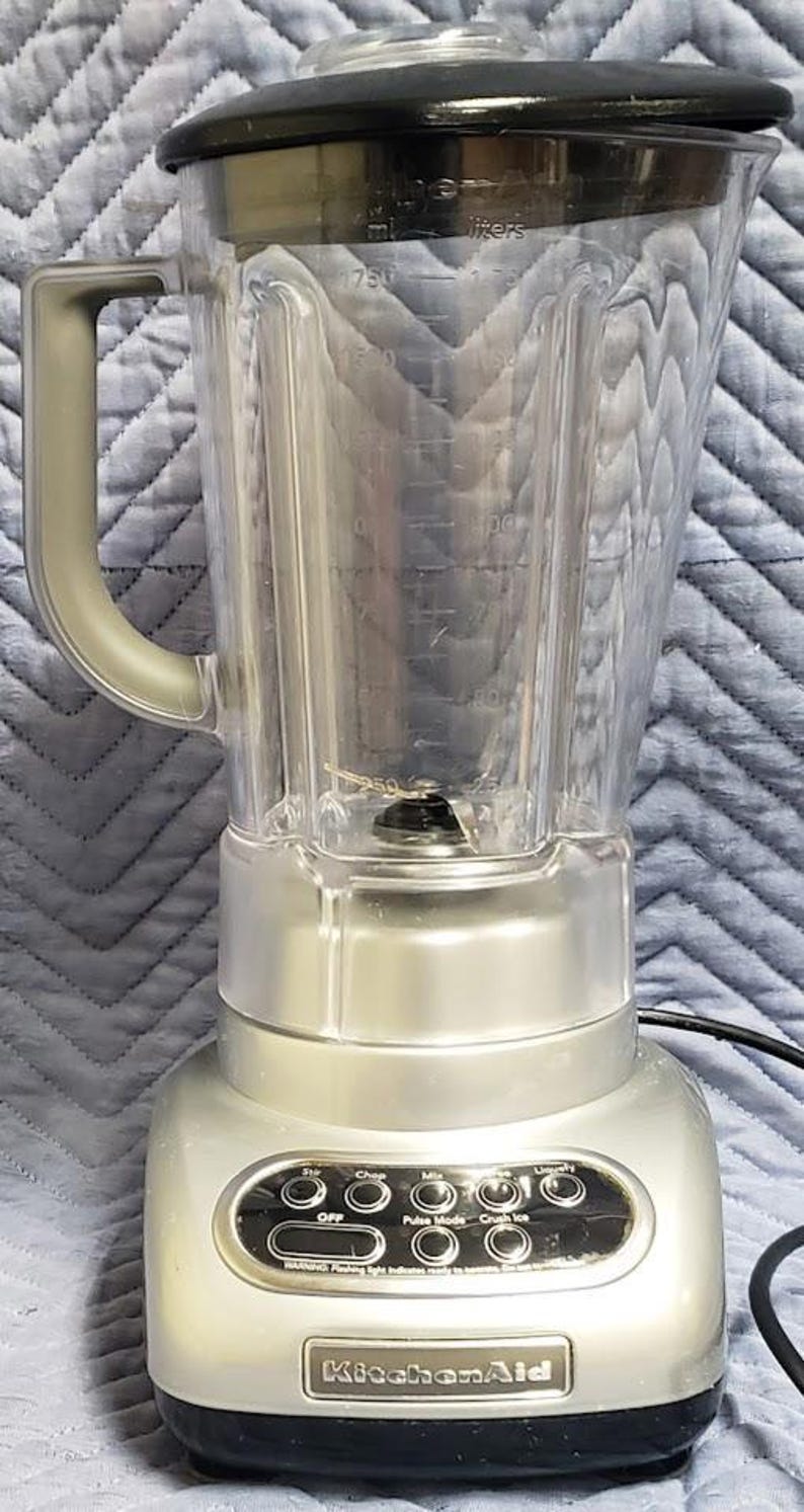Kitchen Aid KSB560 5-speed Blender Silver Premium Good Condition Clean ...
