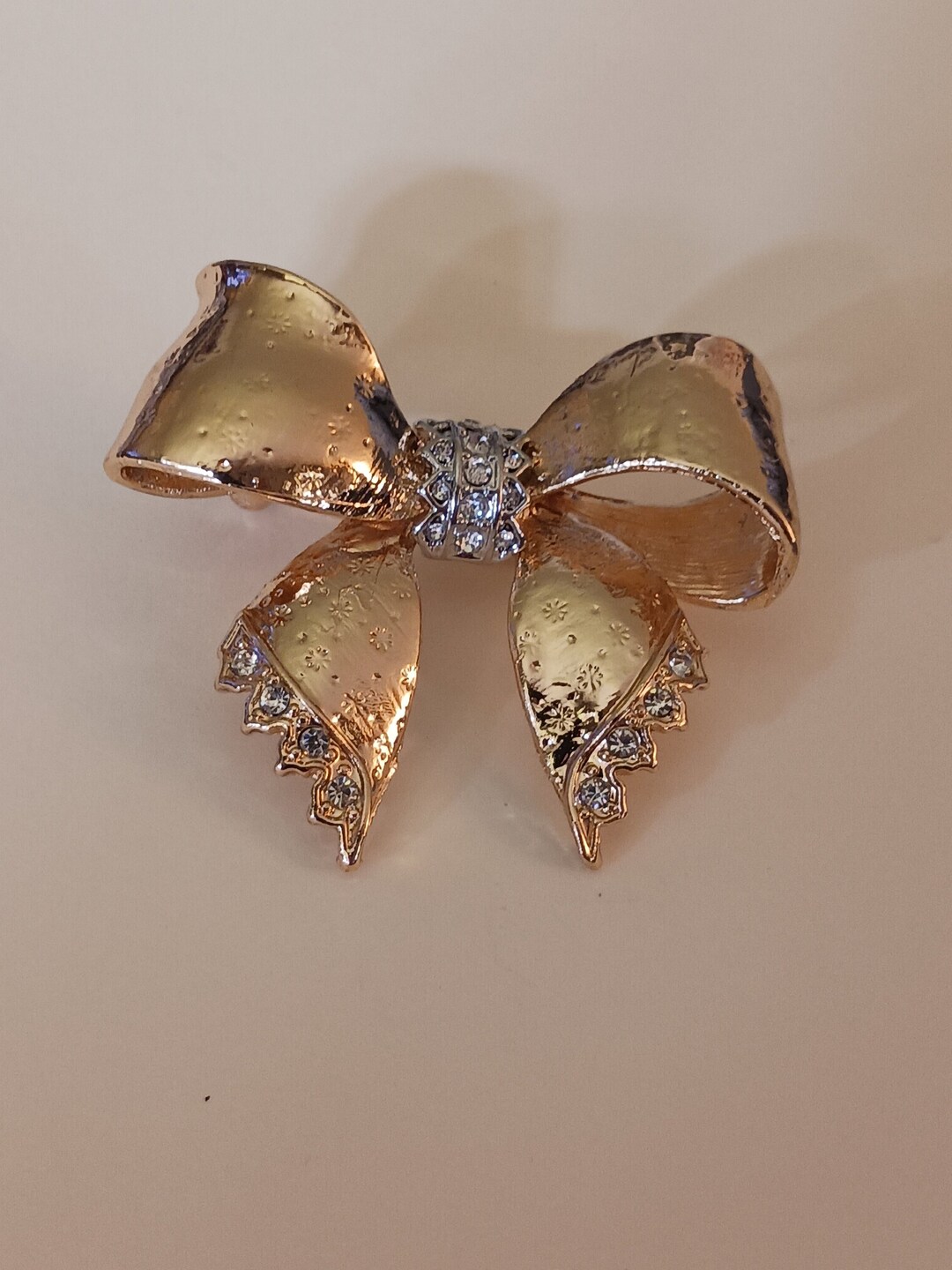 Gold Bow Brooch - Etsy