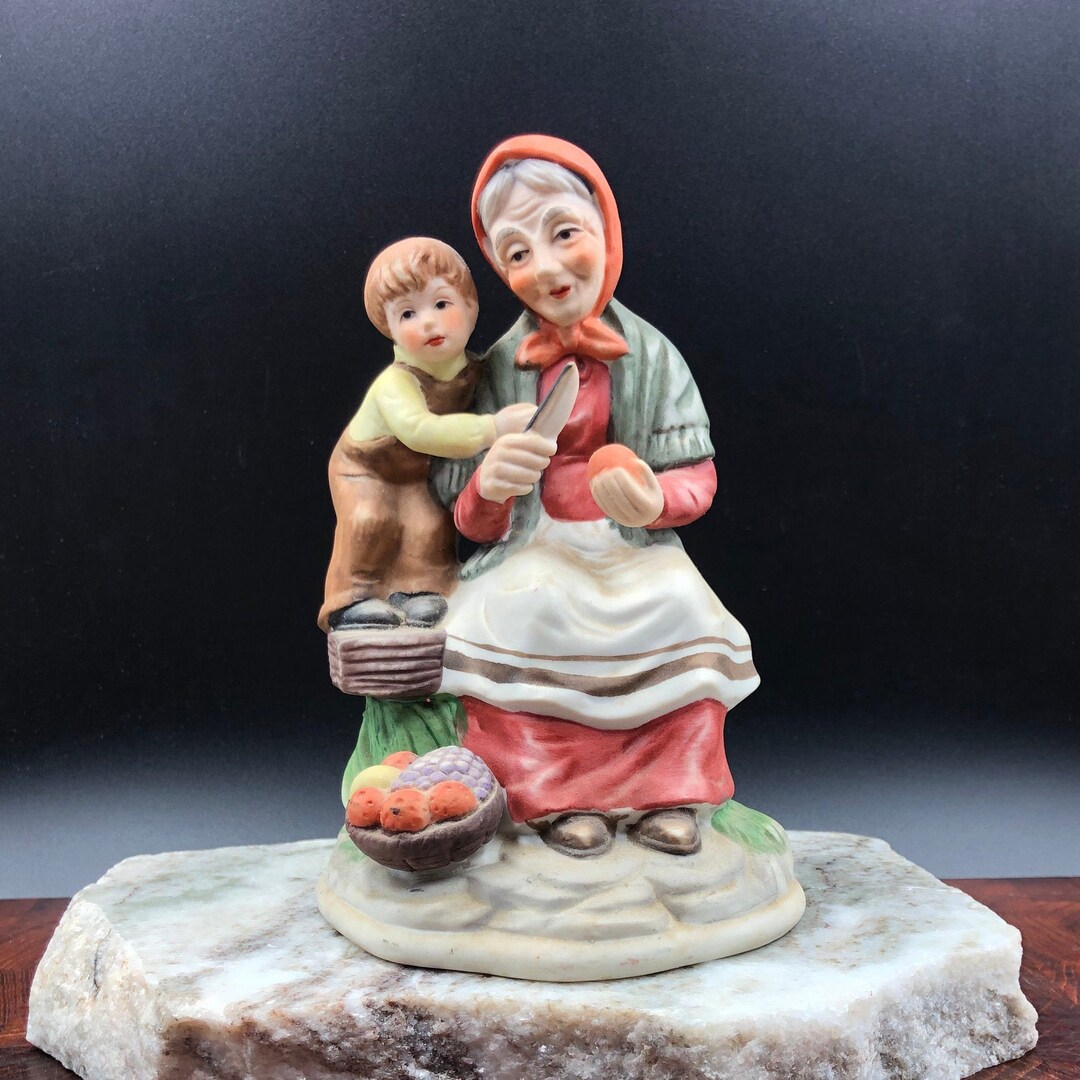 Vintage Figurine of Granny and a Child - Etsy