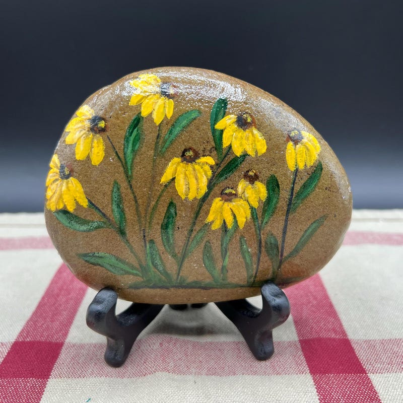 Daisies Painted Rock - Etsy