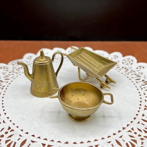 Lot 2 - Vintage Miniature 3 Piece Set of Brass Doll House Decor Items ...