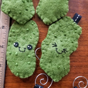 All Natural Wool Felt Ornament - Pickle - Weihnachtsgurke - Etsy