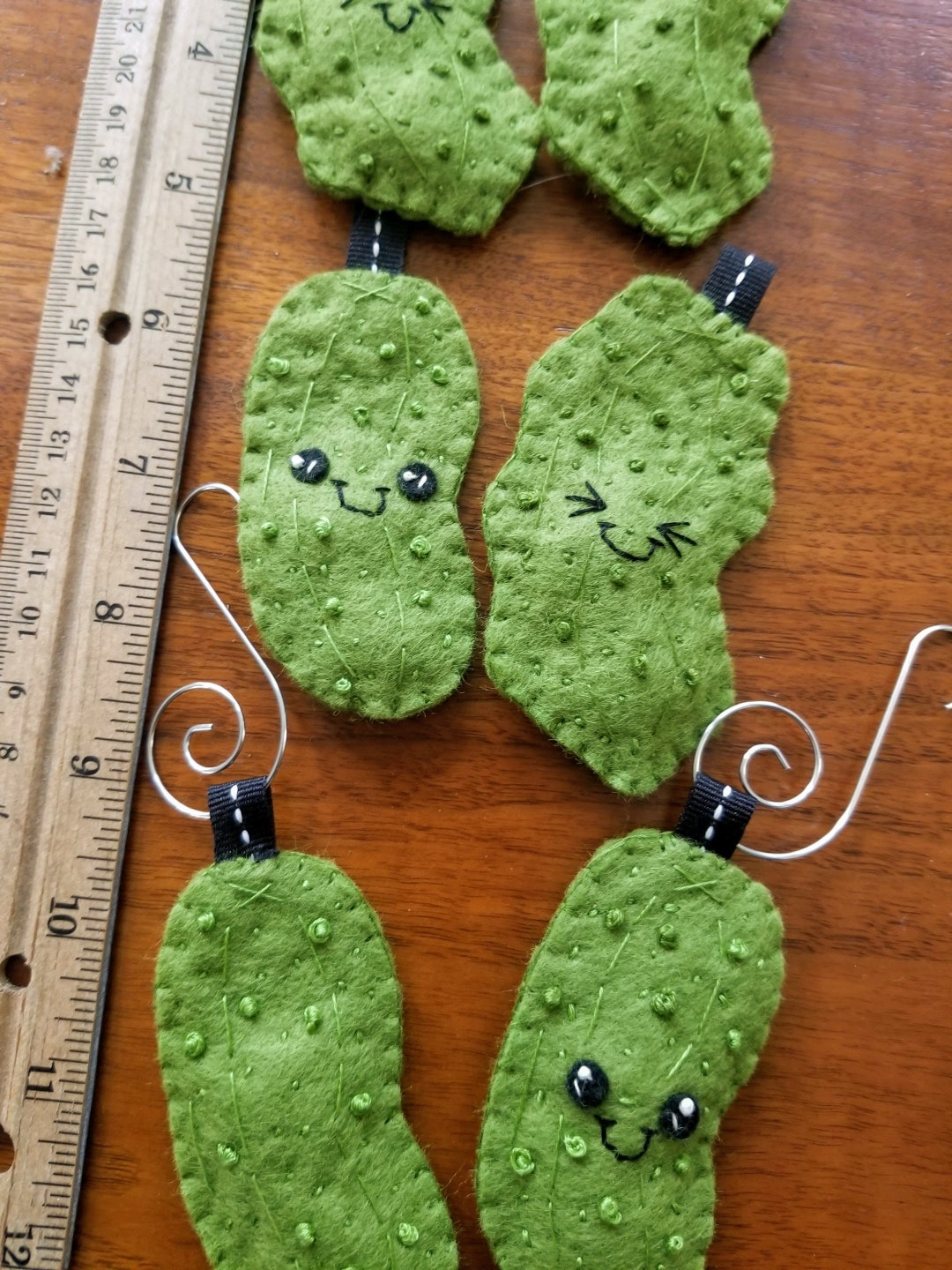 All Natural Wool Felt Ornament - Pickle - Weihnachtsgurke - Etsy