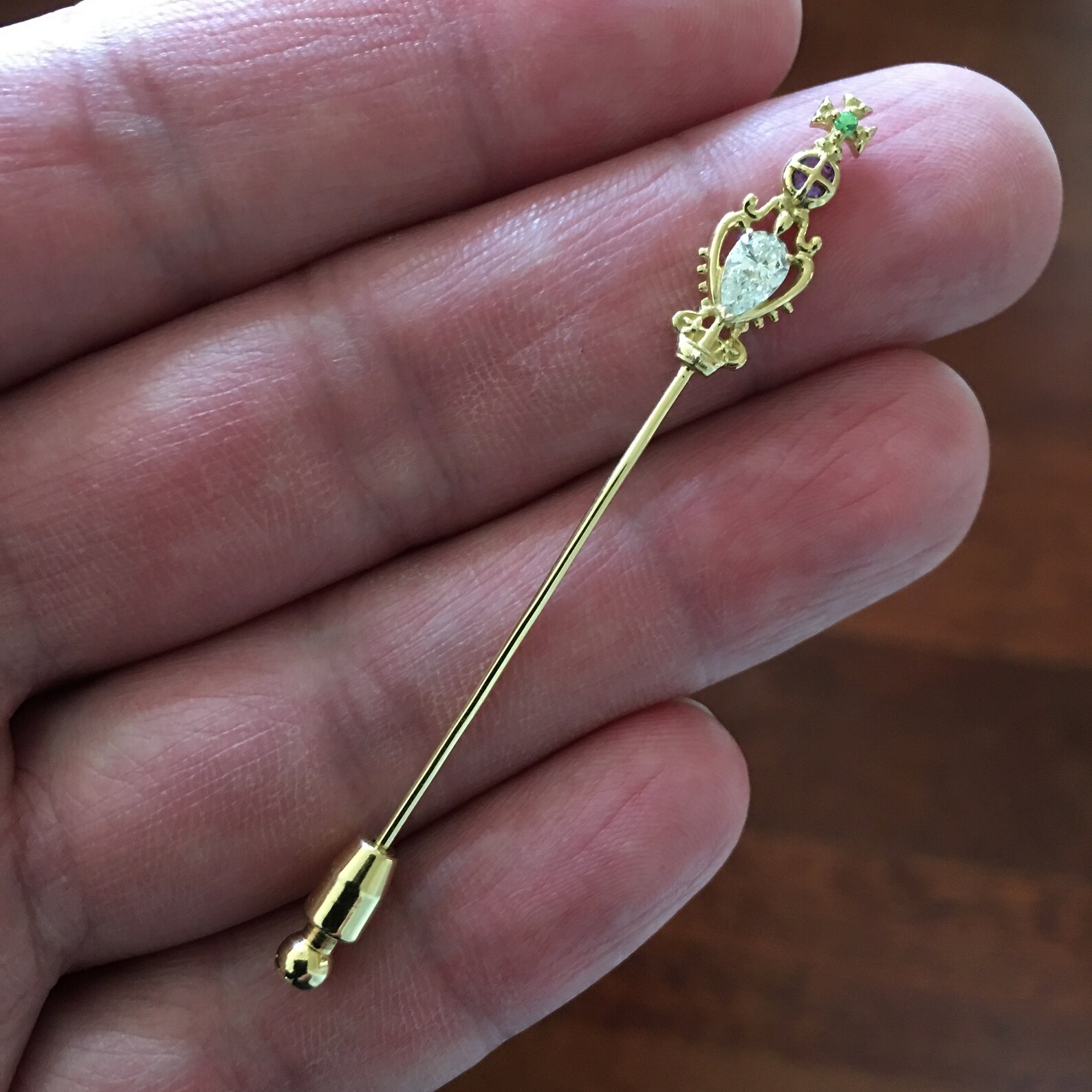 The Crown Finest Natural Diamond Scepter of England Stickpin Crown ...
