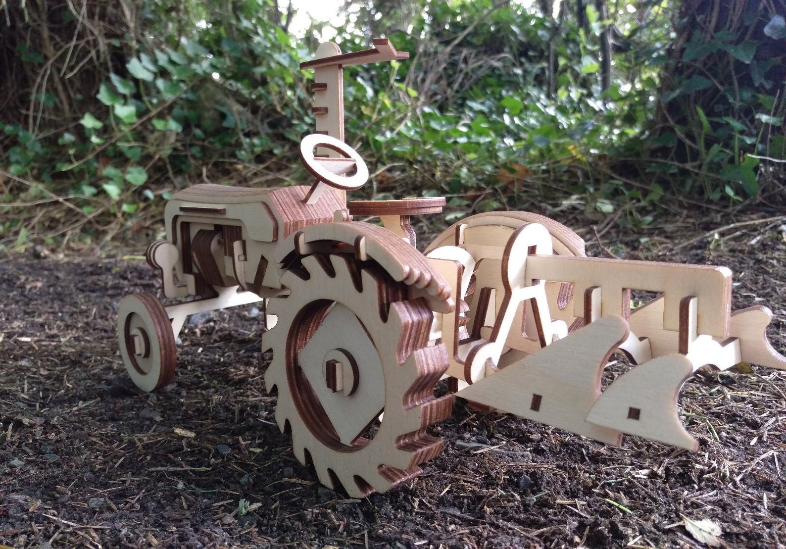 Vintage Tractor Plywood Laser Cut Model Kit - Etsy