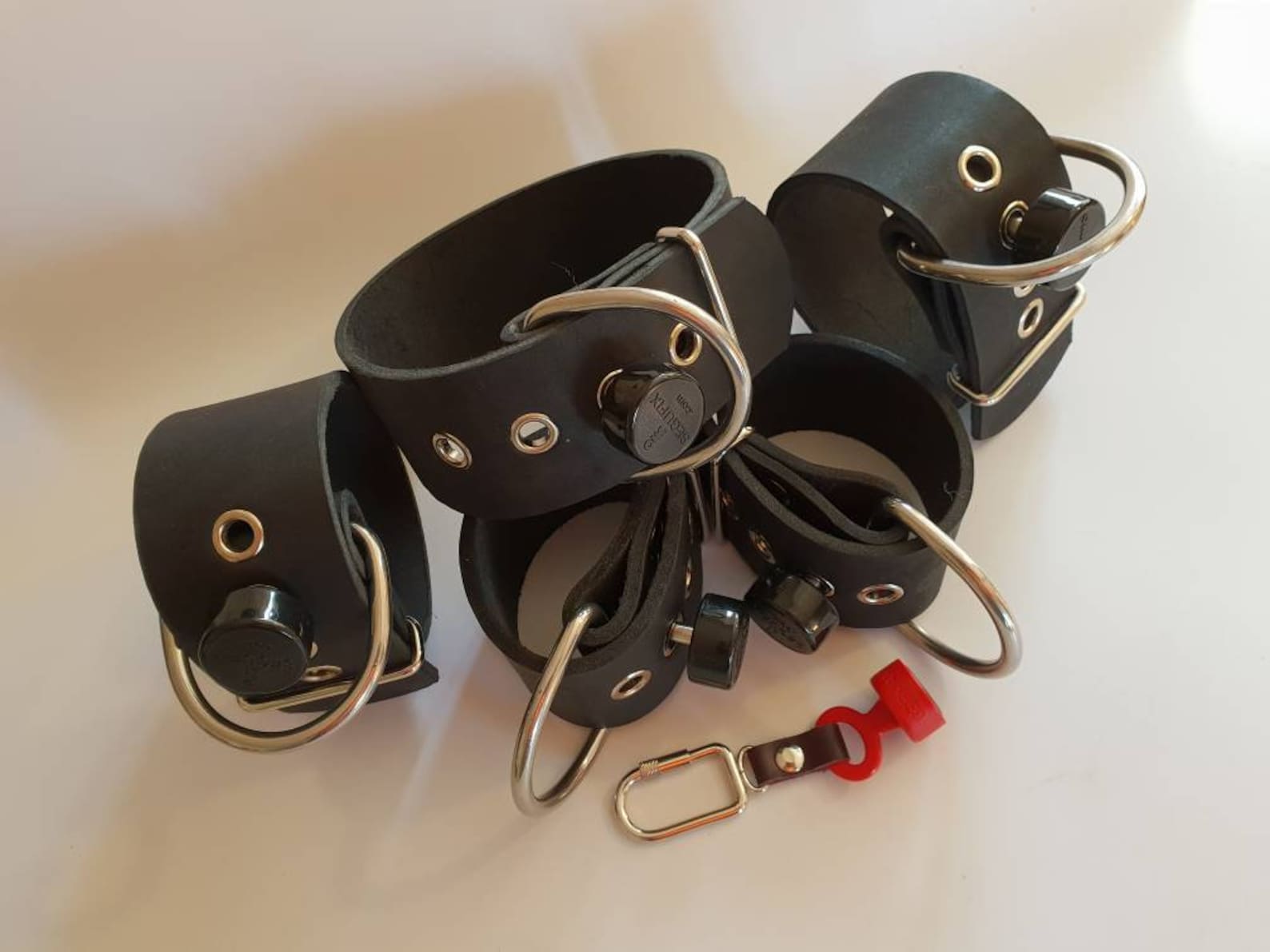 SEGUFIX Leather Collar Wrist and Ankle Cuff Set for BDSM - Etsy