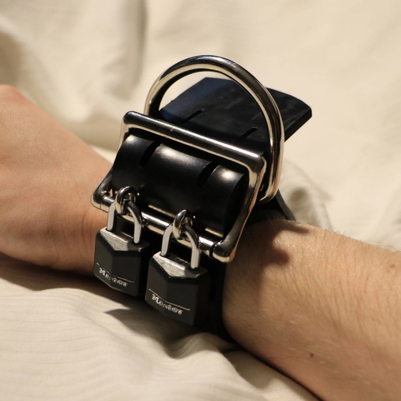 2' Locking Wrist Cuffs Heavy Duty Rubber BDSM VEGAN - Etsy UK