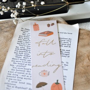 Fall Into Reading Autumn Bookmark, Laminated Bookmark, Bibliophile ...