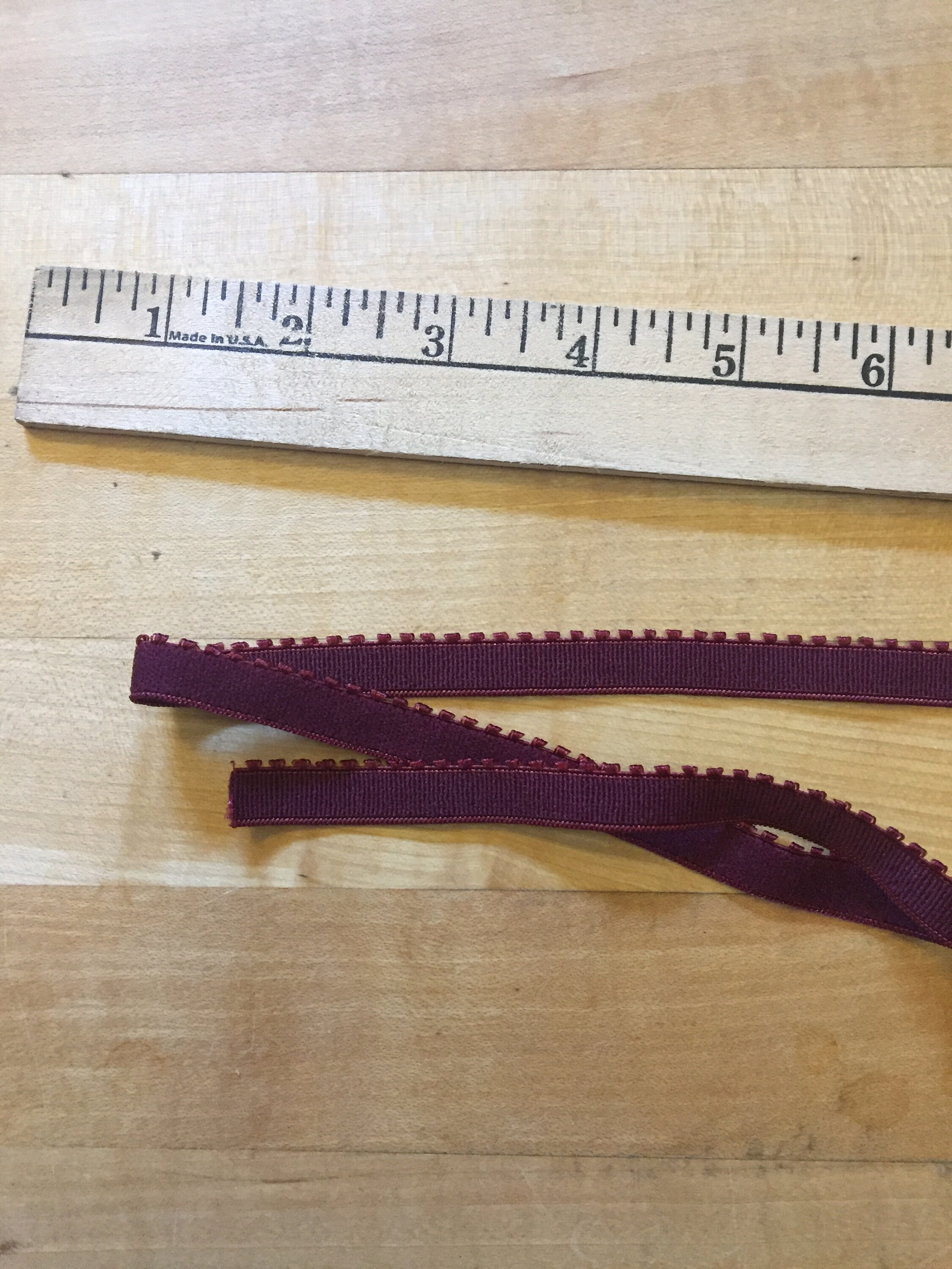 Ribete elástico 3/8 1cm en color púrpura rojizo burdeos corte a medida ...