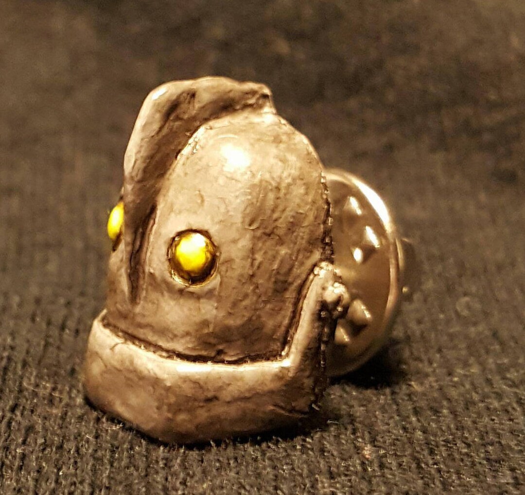 Iron Giant Lapel Pin - Etsy